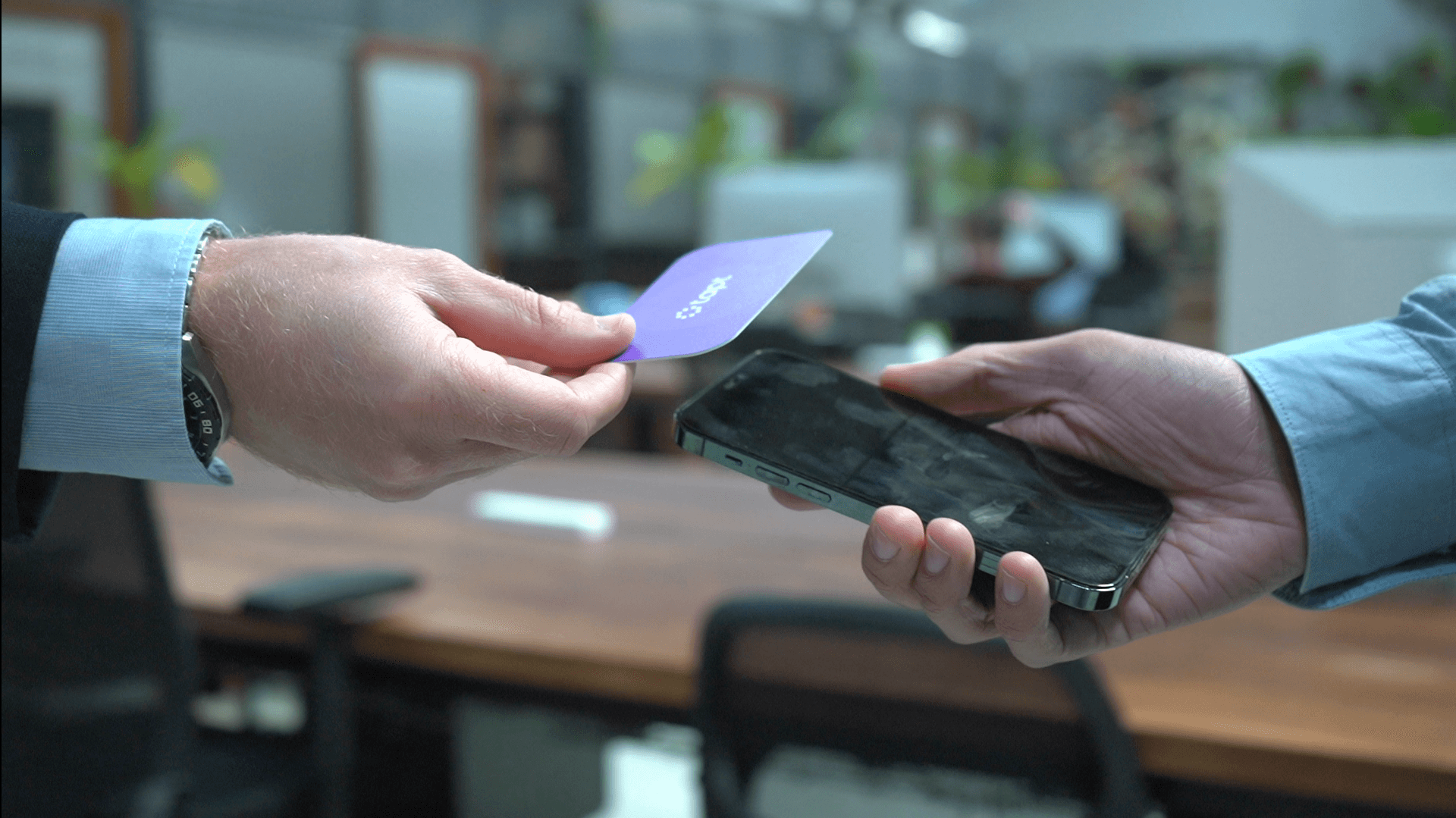 Contactless Digital Business Card | Virtual NFC Cards | Tapt